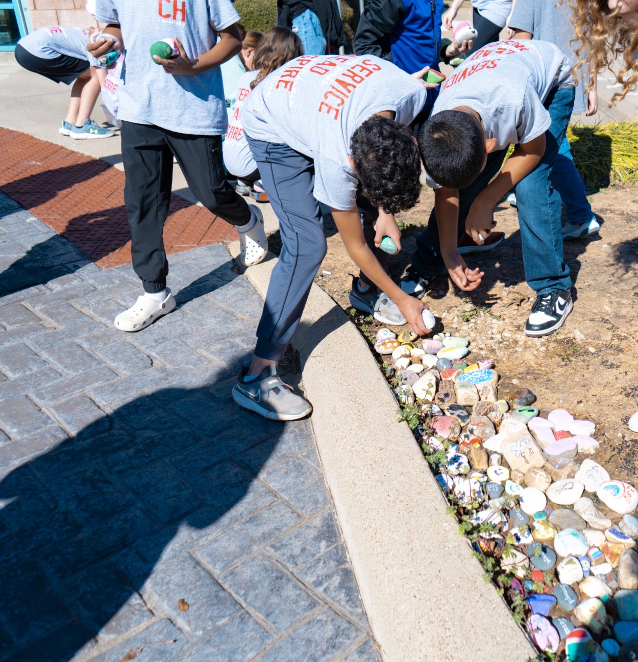 Chapel Hill Elementary Help Brighten CancerCare at Titus Rock Garden ...
